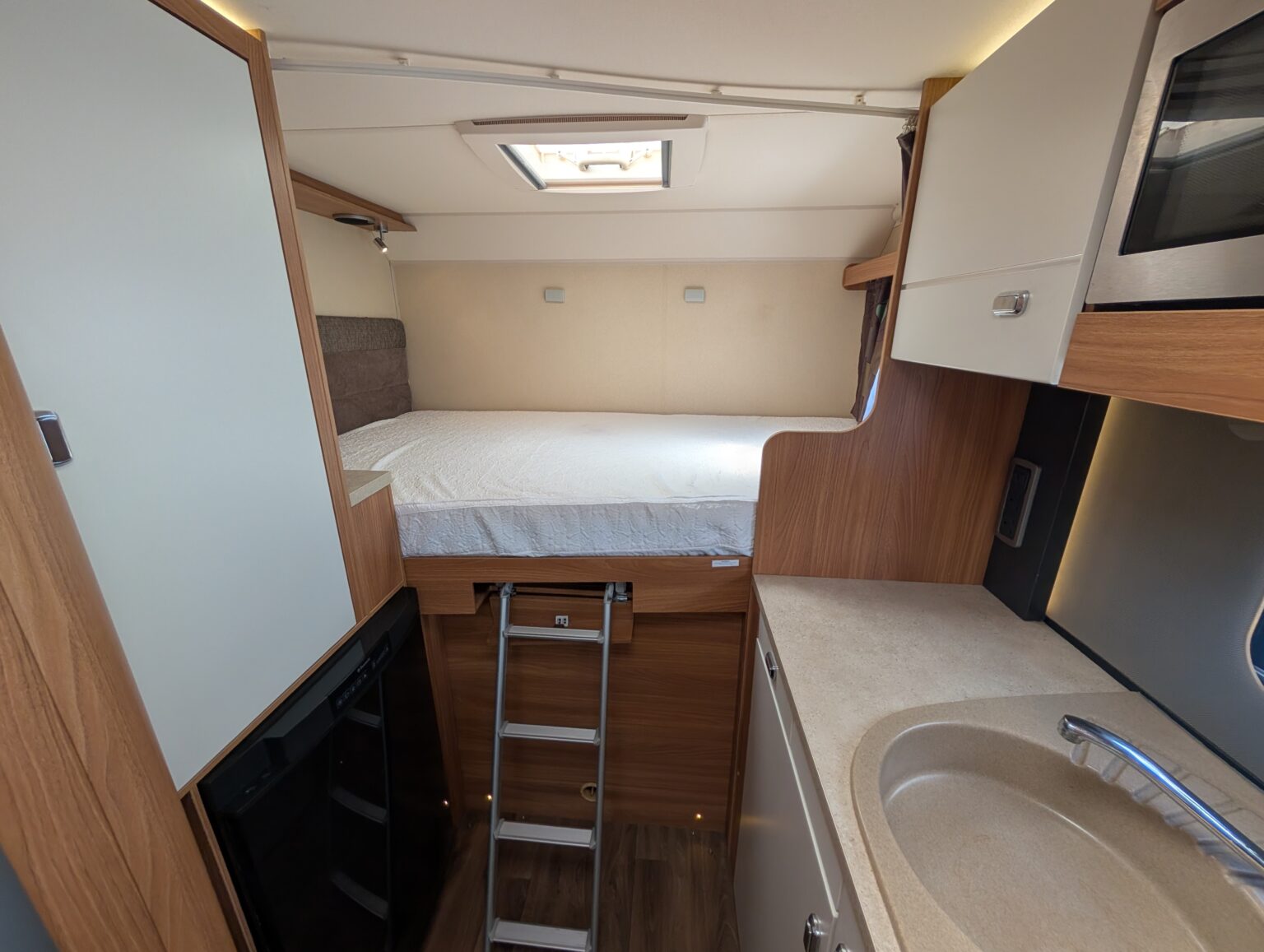 All Motorhomes, Campervans And Caravans